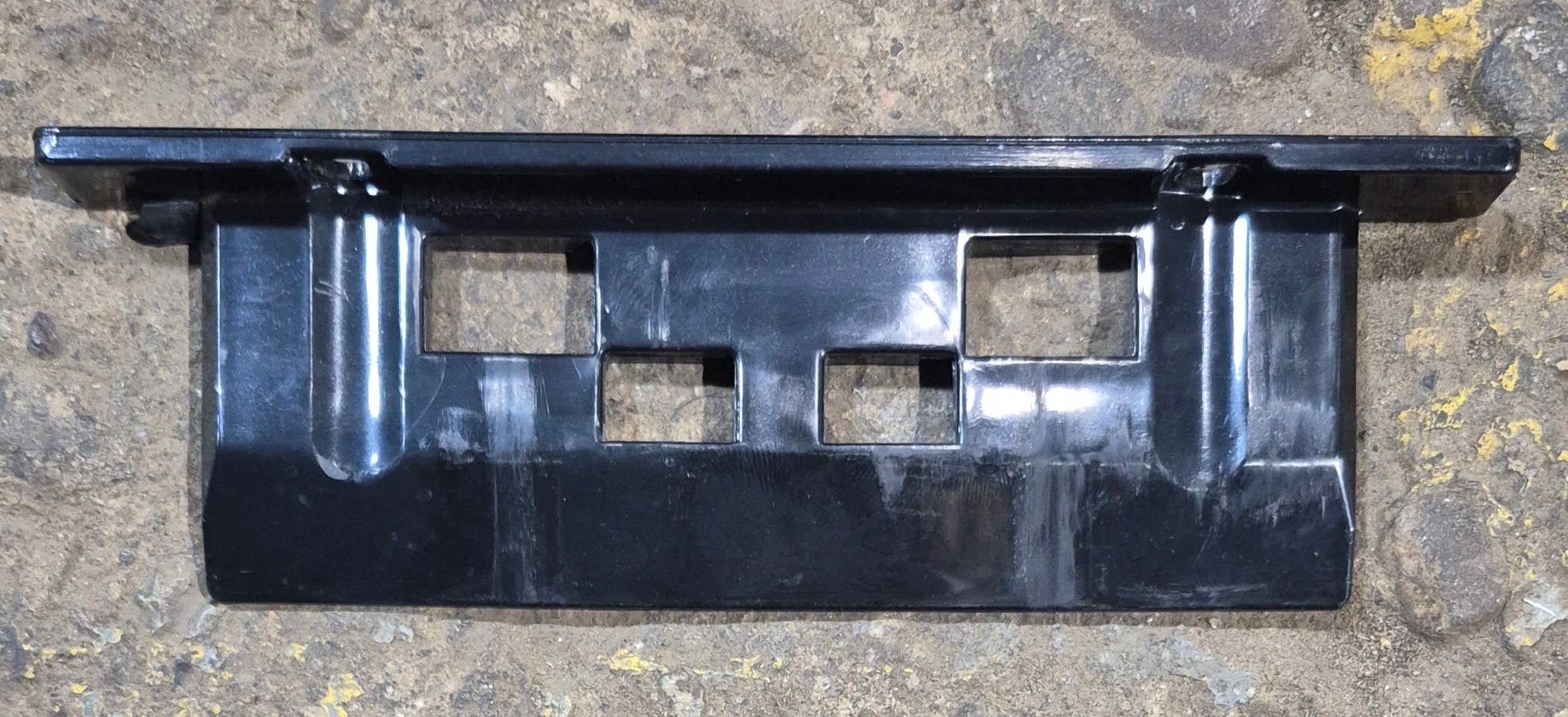 Buy Used Atwood Door Latch Plate 14017 Online - Young Farts RV Parts