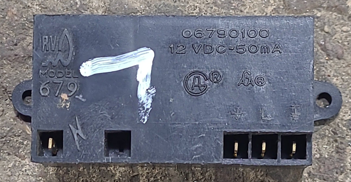 Used Dometic RV Refrigerator Reignitor Model 679 | 06790100 | Young ...